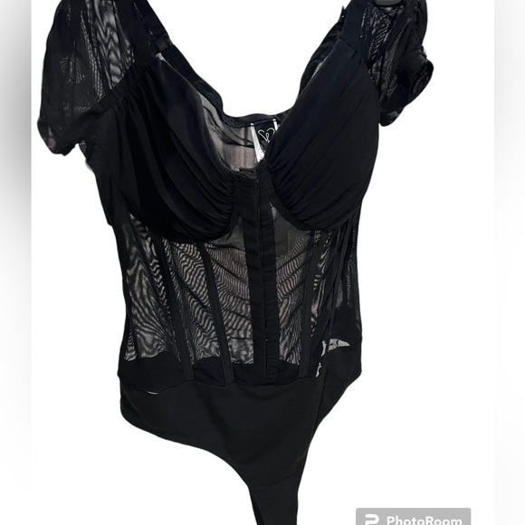 Windsor | Tops | Windsor Black Corset Mesh Puff Sleeve Bodysuit Small ...